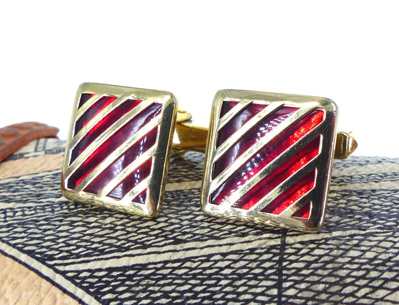 Authentic Old School, Unique Anson Red and Gold Set of Cufflinks. Open ...
