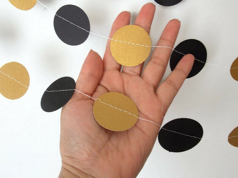 Black and Gold Circle Garland Graduation Decorations - Etsy