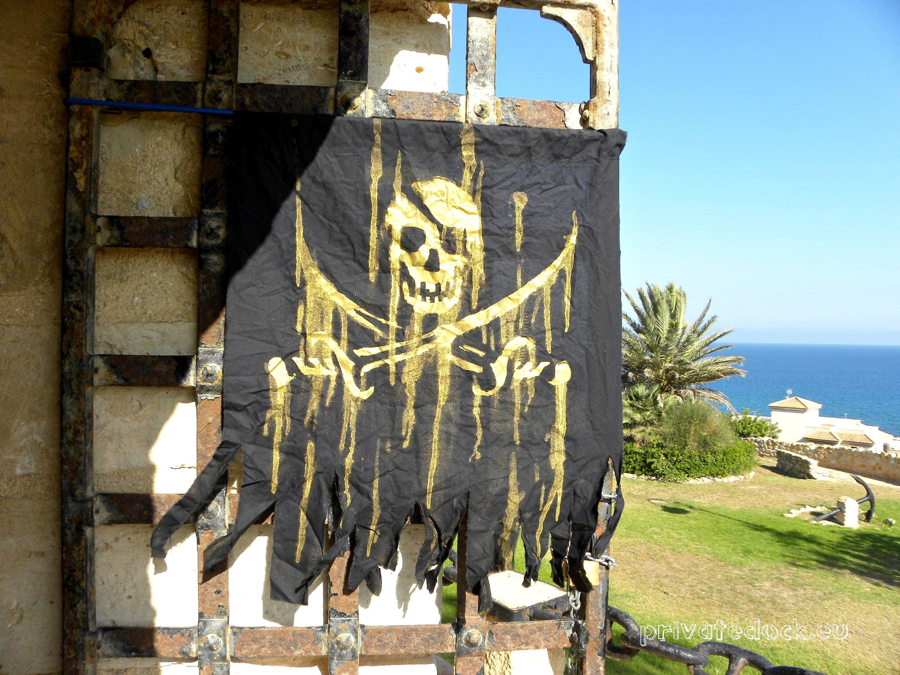 Pirate's Gold Black Sail With Dripping Gold Jolly Roger Nautical Art ...