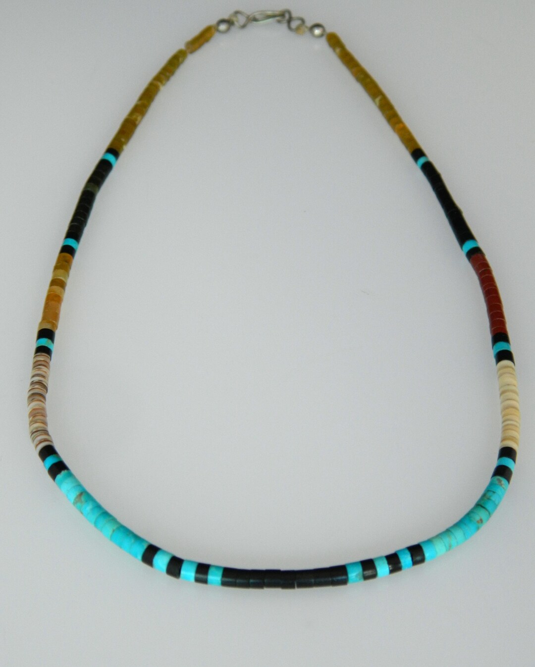 Native American Santo Domingo Turquoise Pipestone Serpentine Jet Heishi ...
