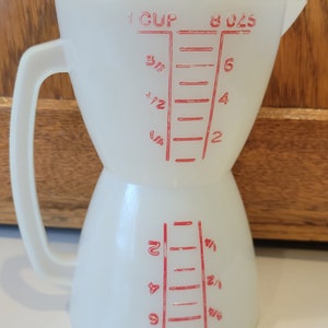Tupperware White Dual Sided Measuring Cup 860 Yellow Egg Separator 779 ...