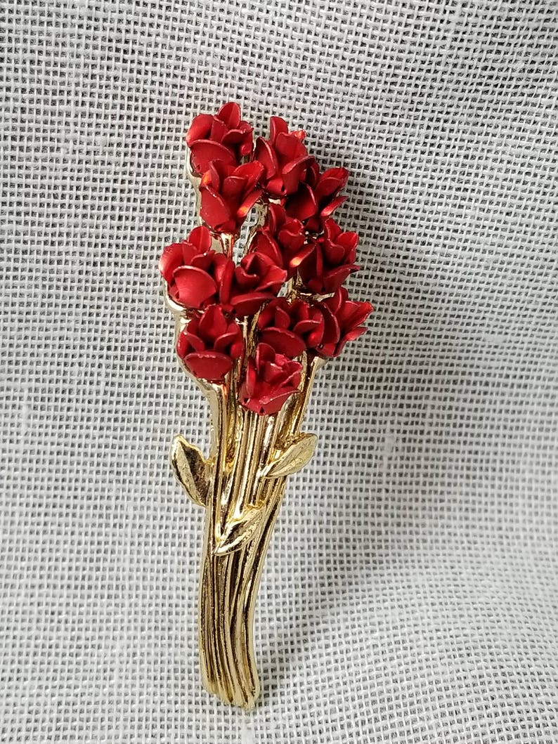 Vintage Bouquet of Roses Brooch by Danbury Mint & Avon. DM 97 | Etsy