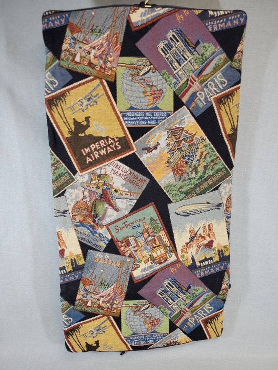 Oscar de la Renta Tri-Fold Hang Up Toiletries Jewelry… - Gem