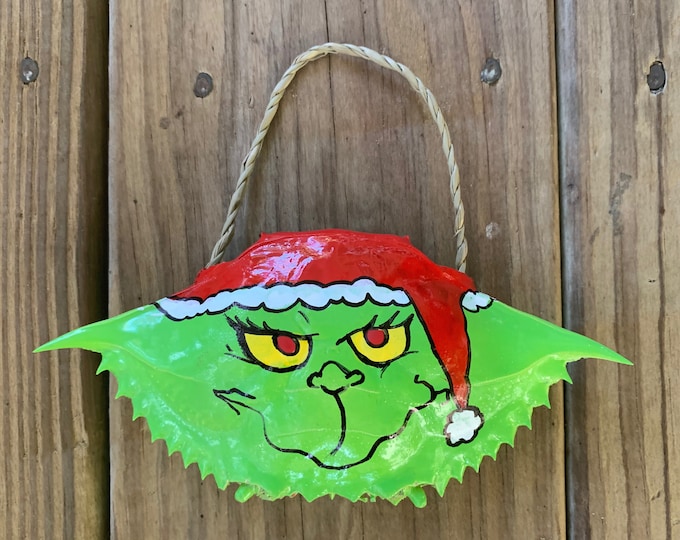 Hand Painted the Grinch Crab Shell Ornament Great Gift - Etsy