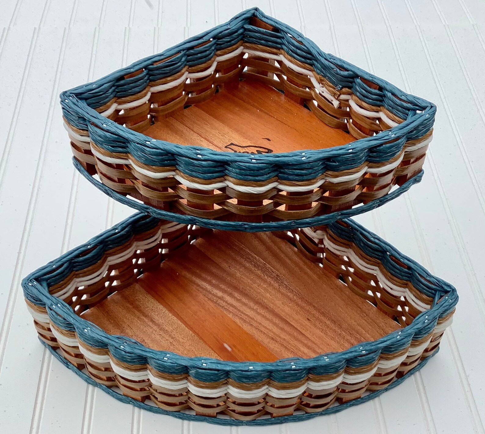 Double Corner Basket - Etsy