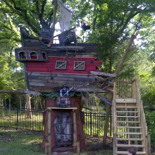 Pirate Tree House - Etsy