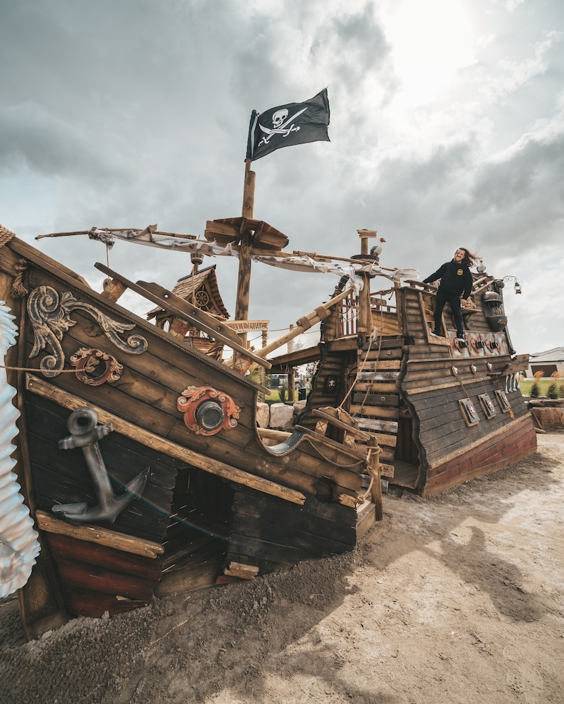 PIRATE SHIPS - Etsy