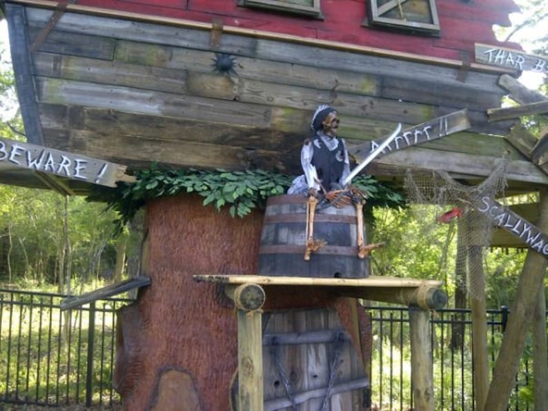 Pirate Tree House - Etsy