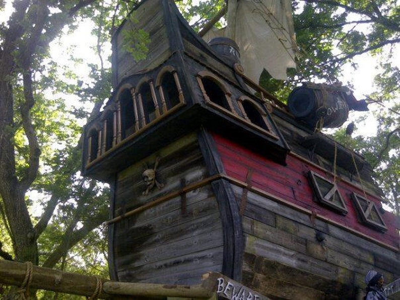 Pirate Tree House - Etsy