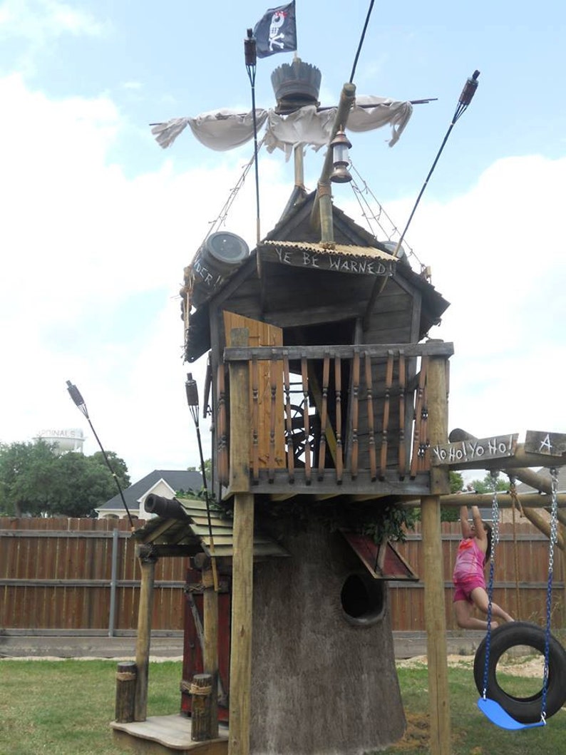 Pirate Shack Tree House - Etsy