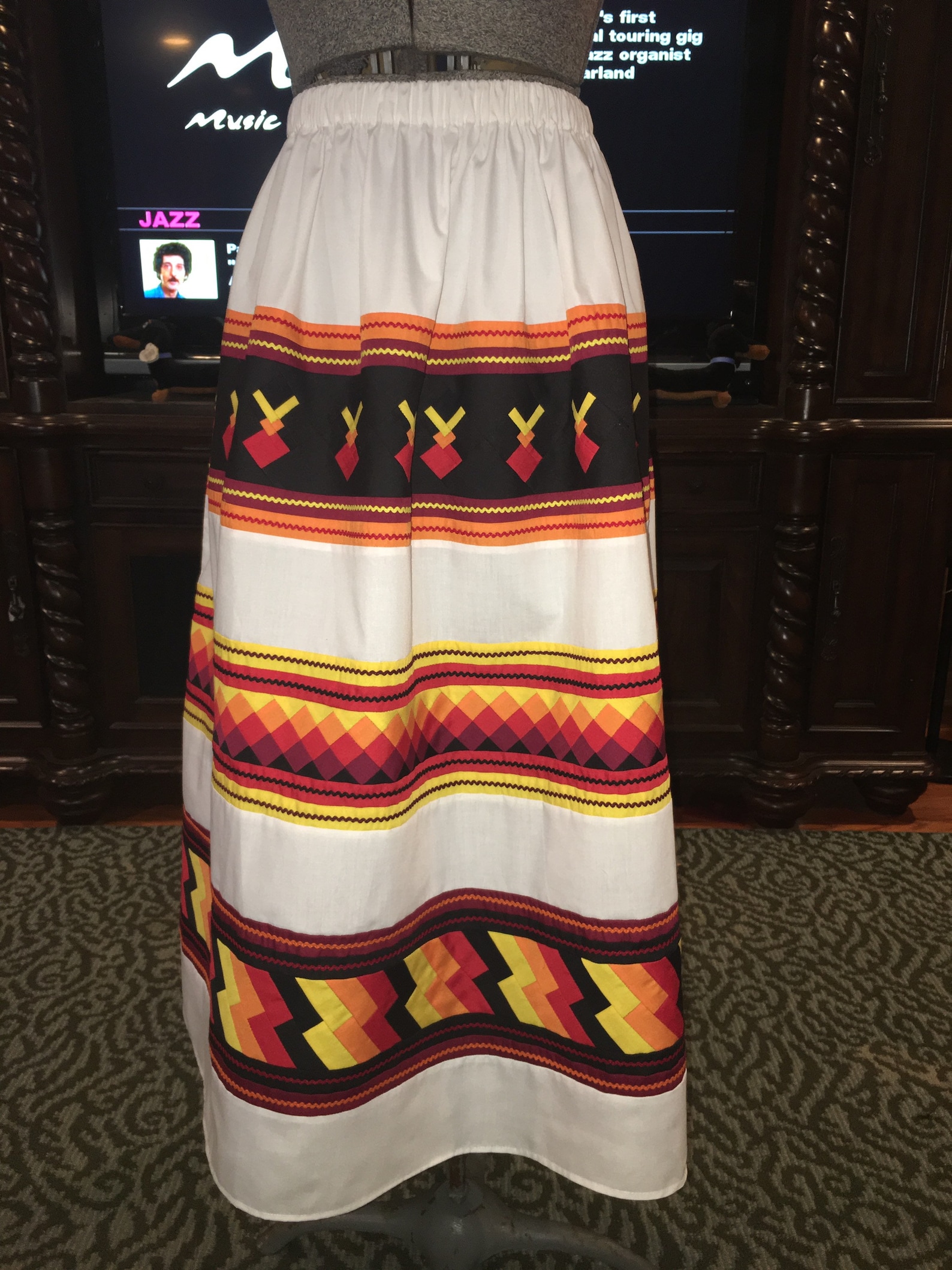 New Seminole Patchwork Skirt Featuring Fire Colors - Etsy