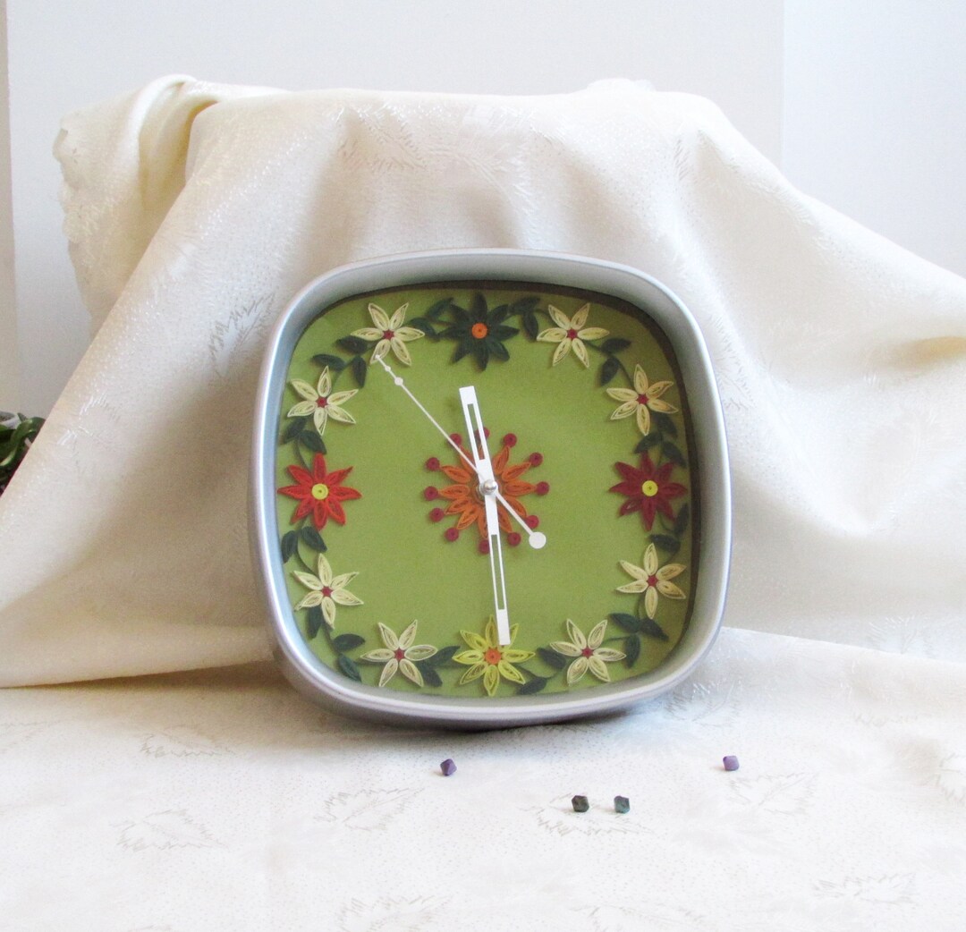 3D Flowers Unique Kitchen Wall Clock Modern, Paper Quilling Art Green ...