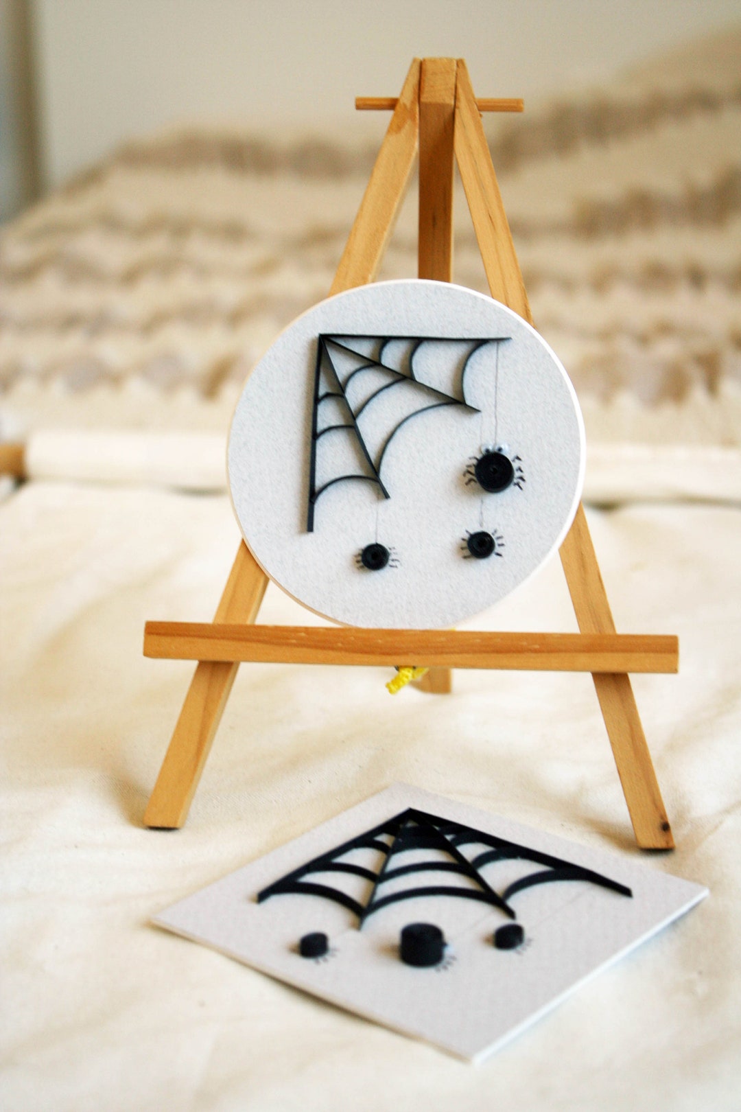 Jumping Spider Black Widow Fridge Magnet Set, Rolling Paper Quilling ...