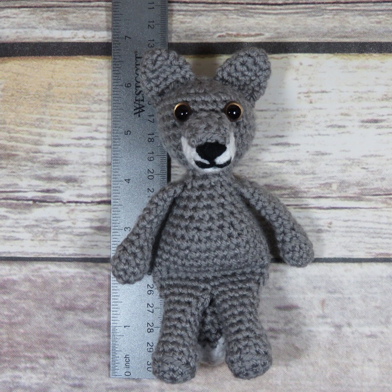 Critter Hollow Wolf Crochet Pattern - Etsy