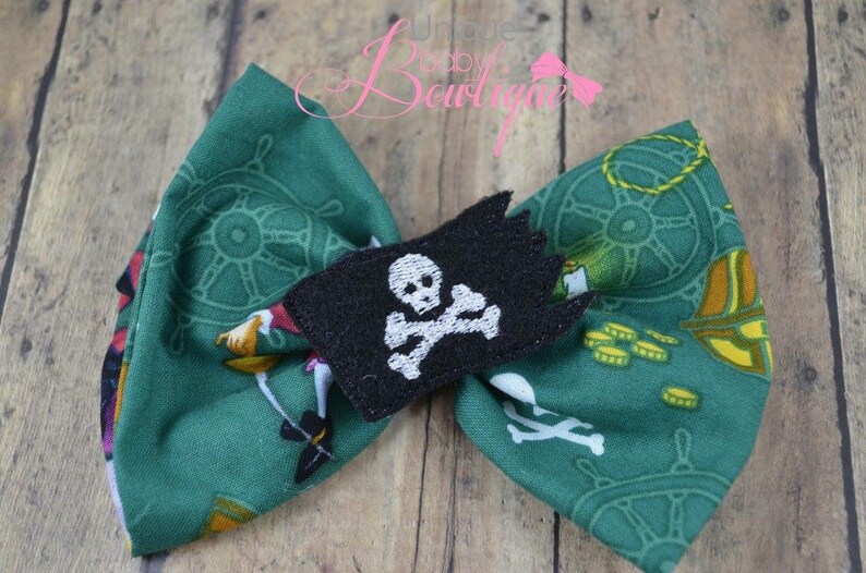 Pirate fabric bow | Etsy