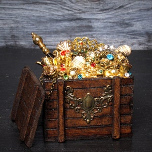 Miniature Treasure Chest for Your Dollhouse - Etsy