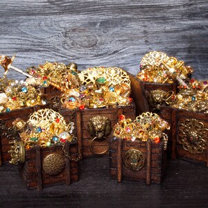 Miniature Treasure Chest for Your Dollhouse - Etsy