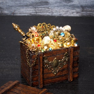 Miniature Treasure Chest for Your Dollhouse - Etsy