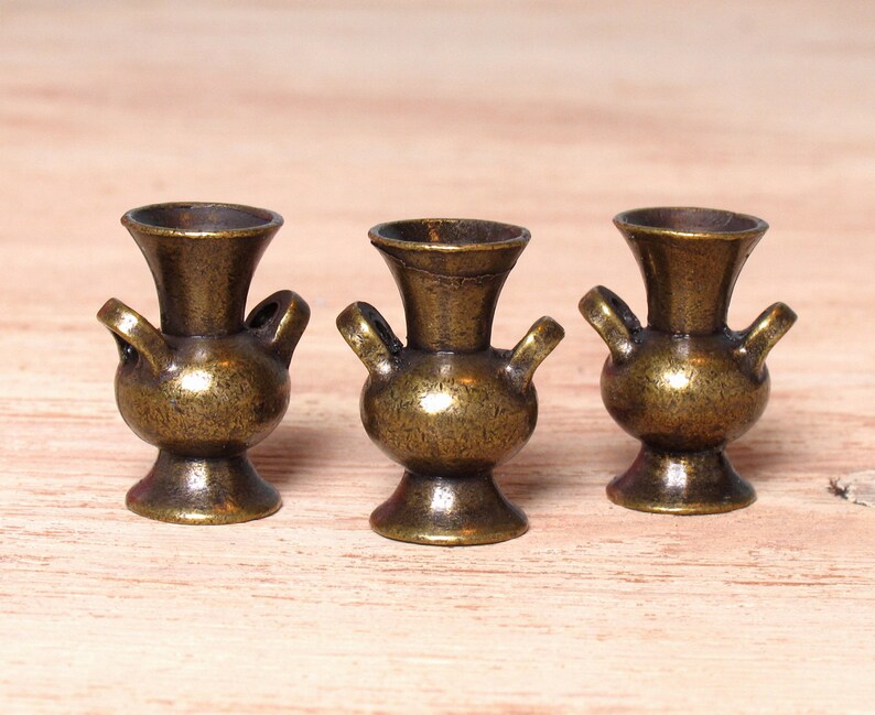 Miniature Copper Vase for Your Dollhouse - Etsy
