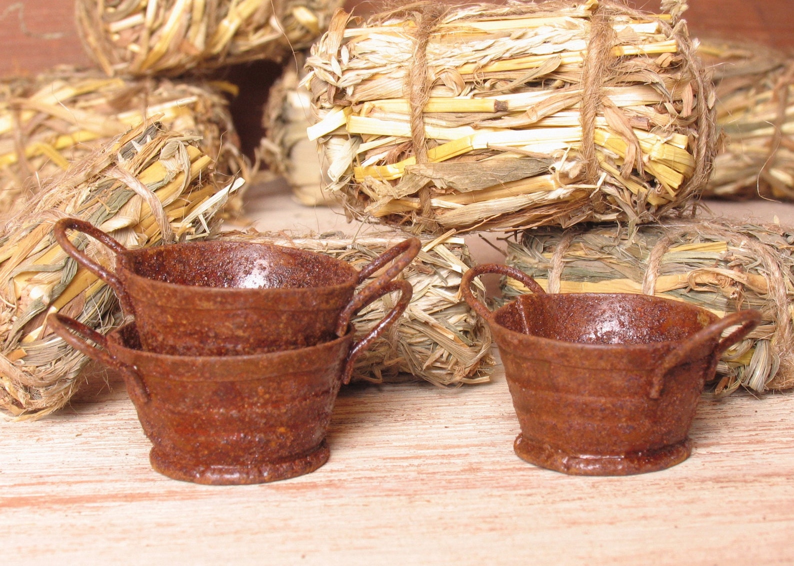 Rustic Rusty Miniature Metal Tub for Your Dollhouse Garden - Etsy