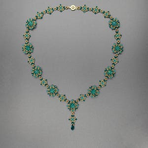 Beading Tutorial - 8mm Swarovski Chatons Necklace Tutorial - Sweet ...