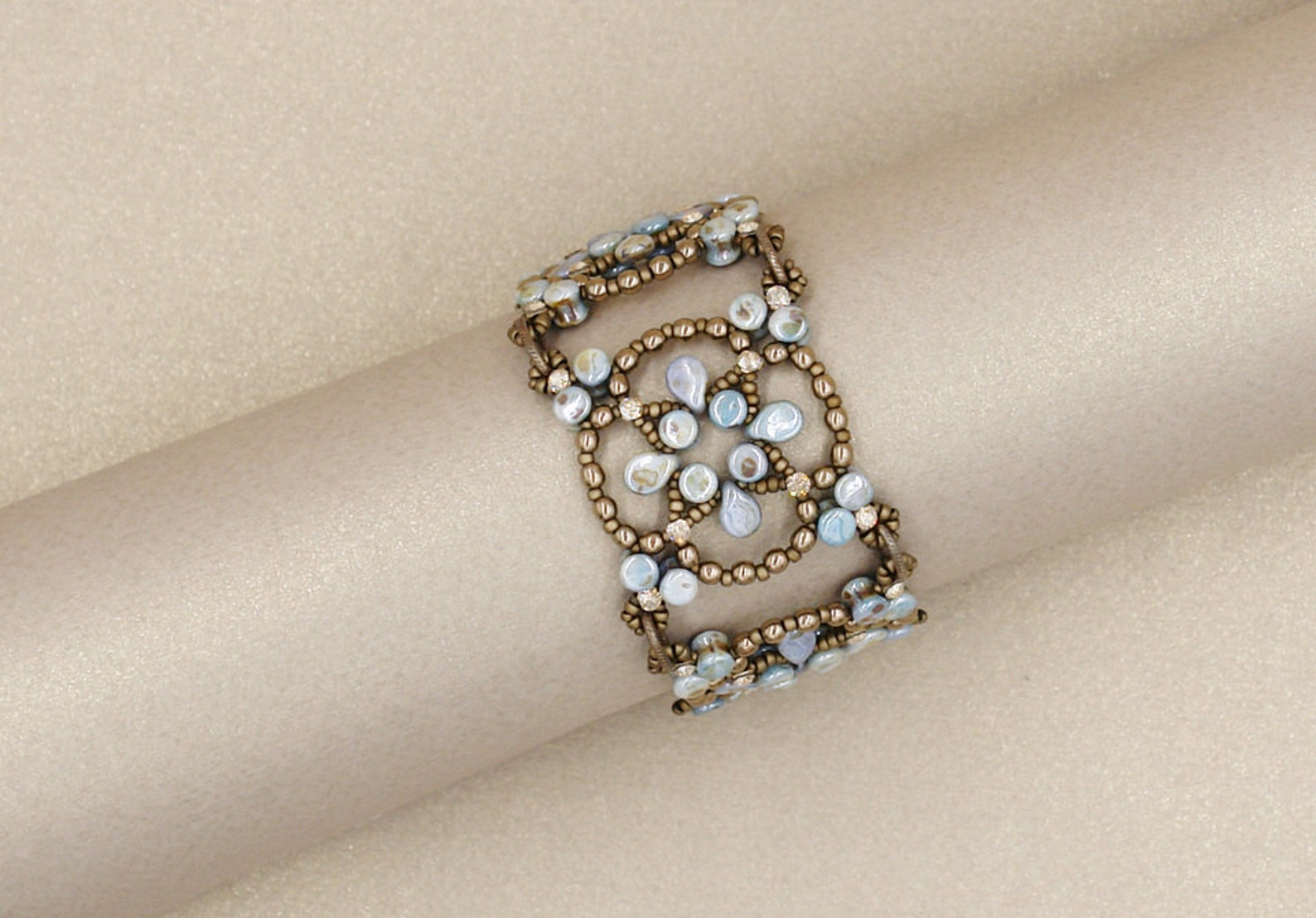 Pellet and Pip Beads Bracelet Tutorial Beading Pattern | Etsy