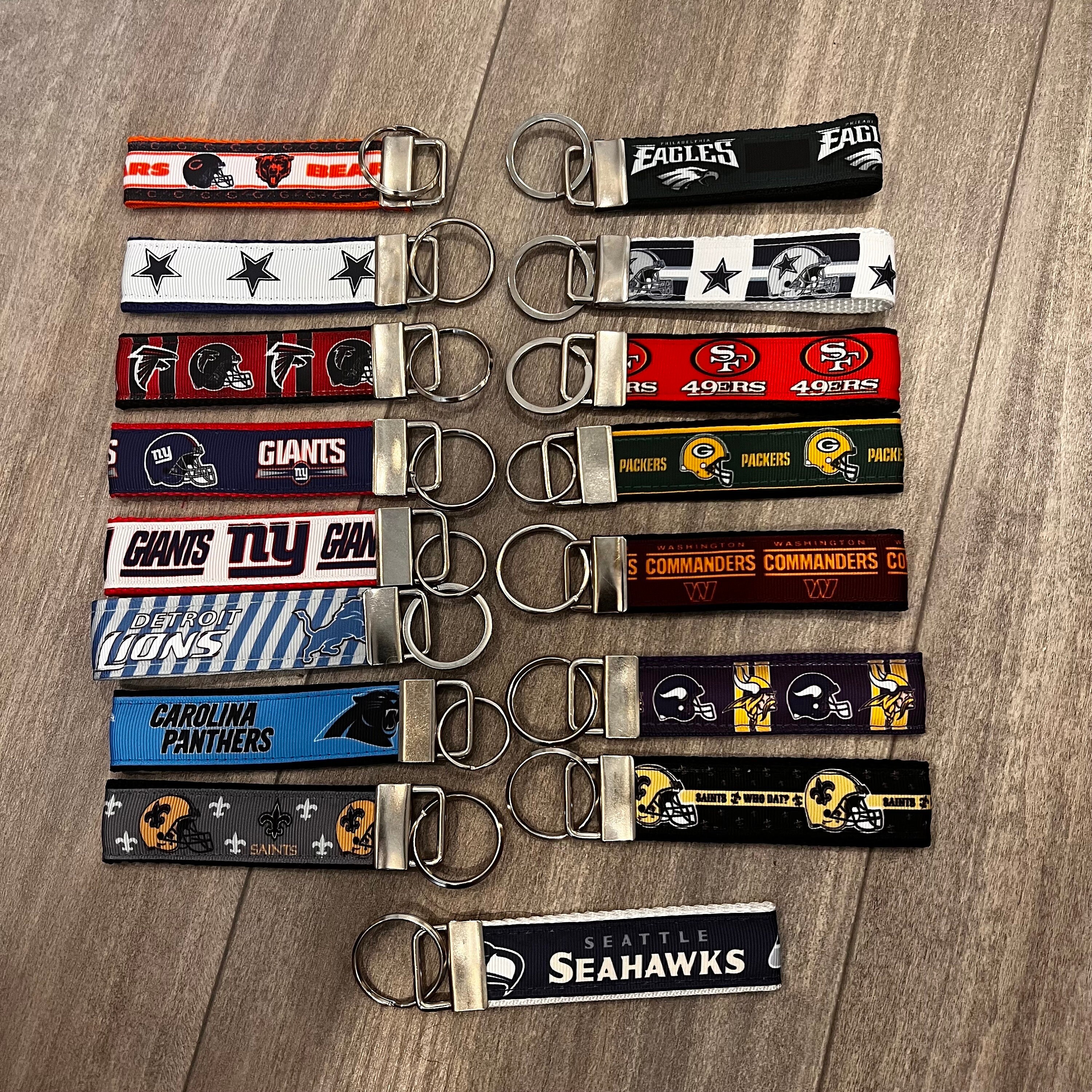 NFL Key Chains (chiefs, Niners, Giants, Jets, Bills, Patriots, Cowboys ...