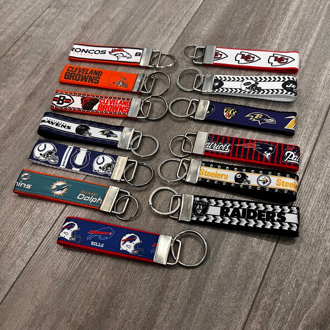 NFL Key Chains (chiefs, Niners, Giants, Jets, Bills, Patriots, Cowboys ...