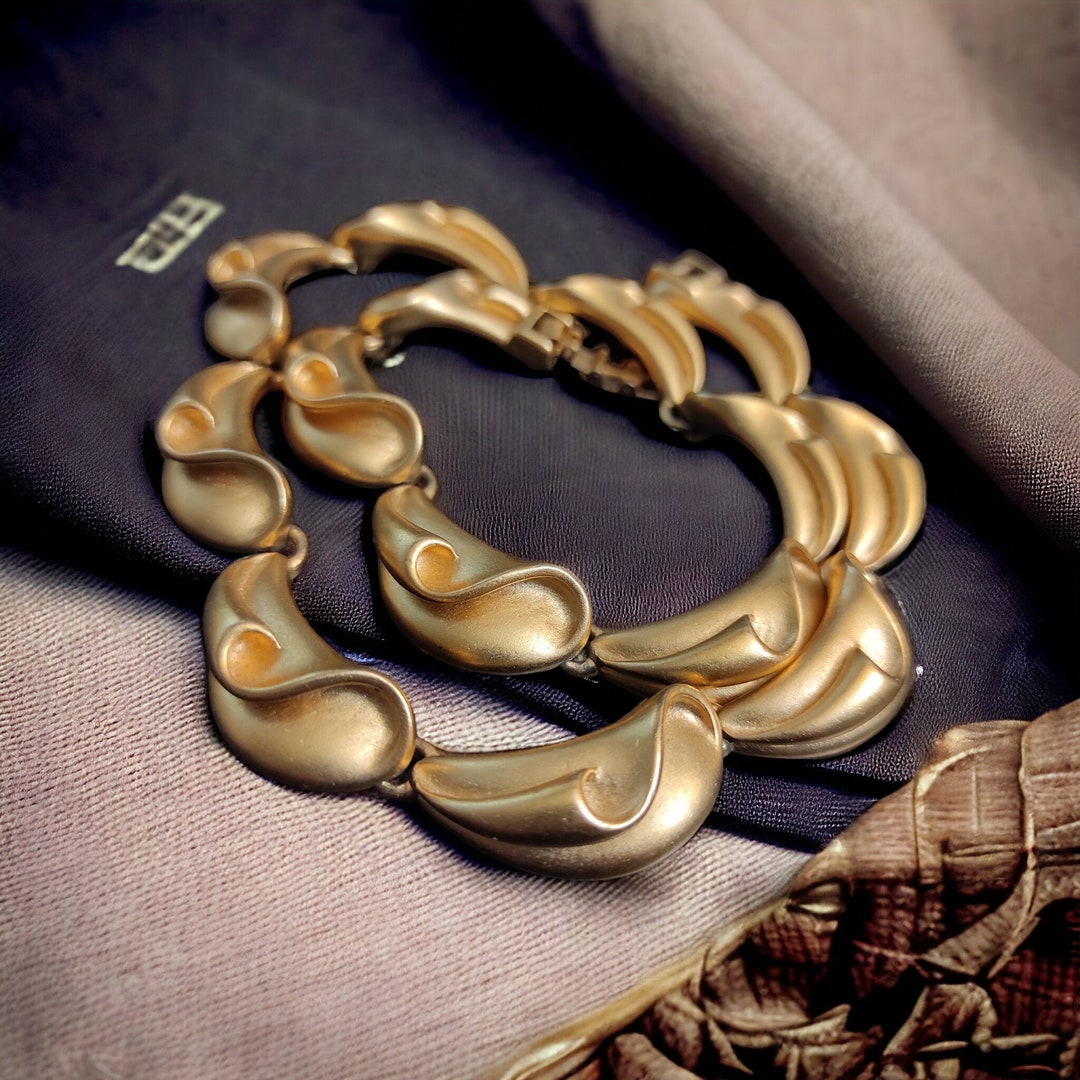 D'orlan Gold Choker Greek Link Matt Gold Link Choker Necklace Unsigned ...