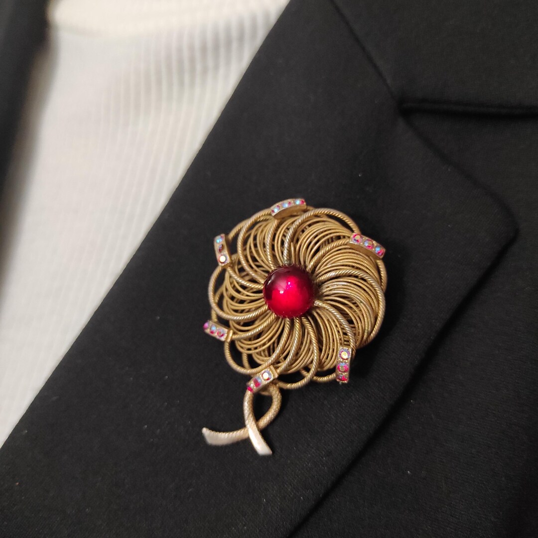 Art Deco Floral Brooch Pin Gold Ruby Midcentury Middle Age Jewelry Ruby ...