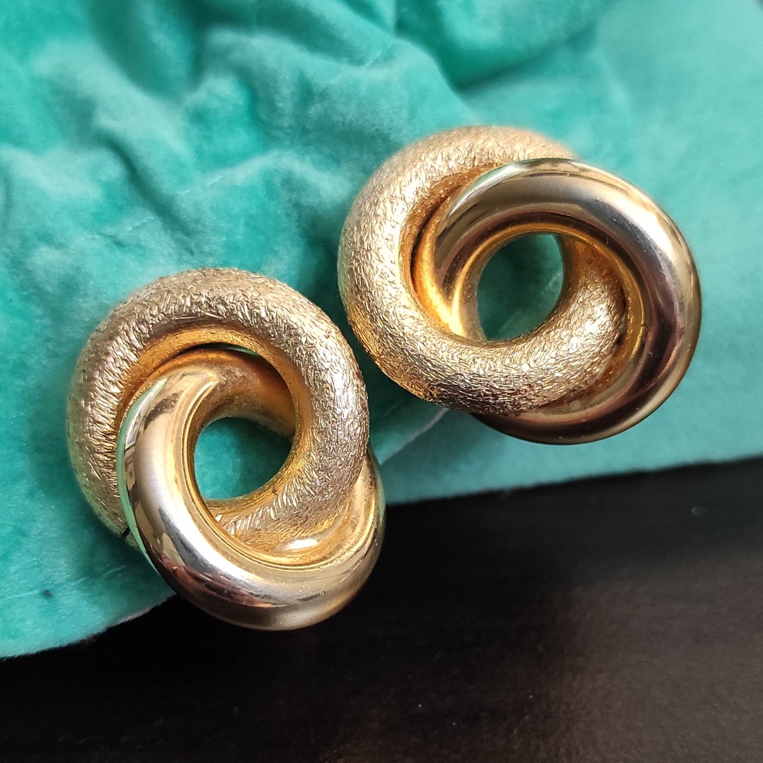 Large Love Knot Clip on Gold Earring Double Rings Earlobe - Etsy