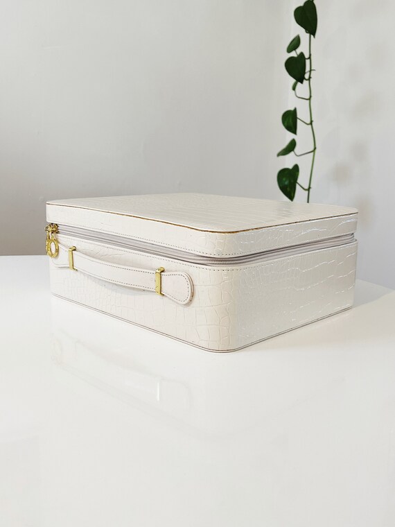 alligator train - Gem