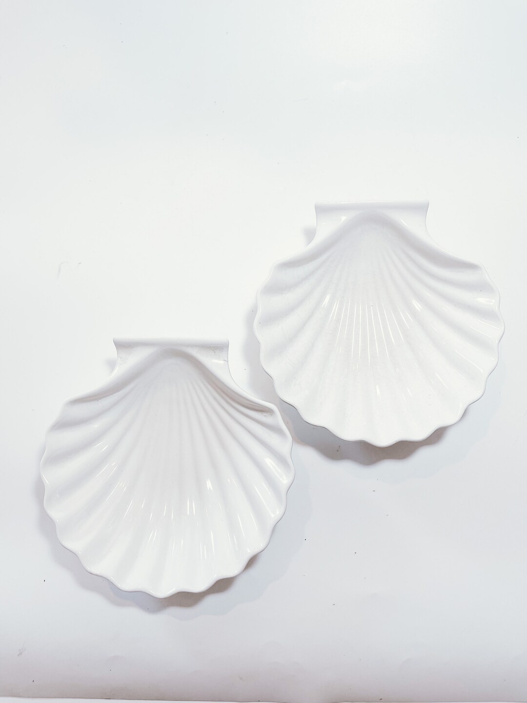 Set of Two Oven Proof Clamshell Dishes Made in Japan - Etsy