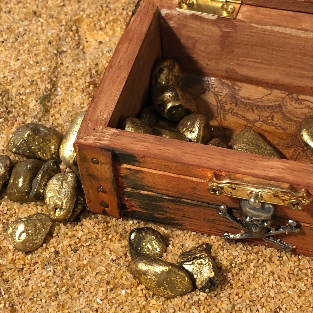 Miniature Pirate's Treasure Chest With Gold Nuggets, Fairy Accessories ...