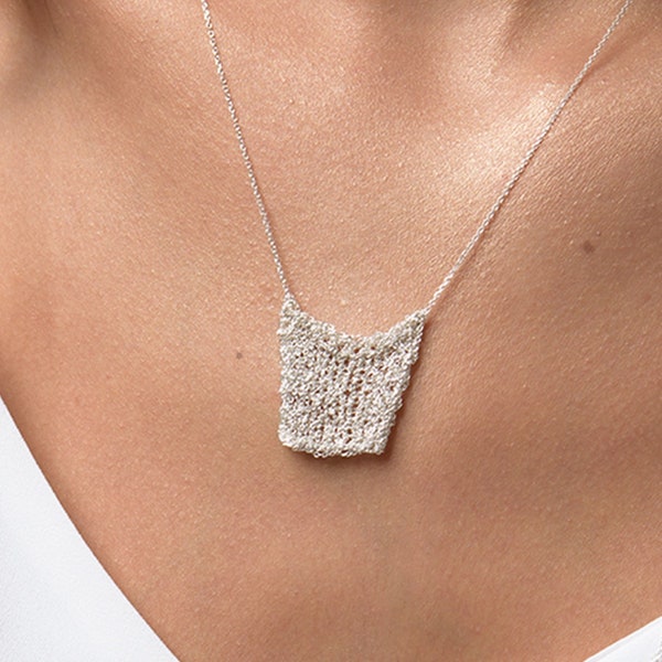 Knitted Necklace - Etsy