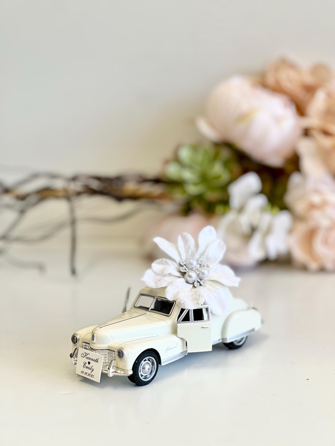Vintage Elegance Car Wedding Favors, Retro Car Favors, Personalized ...