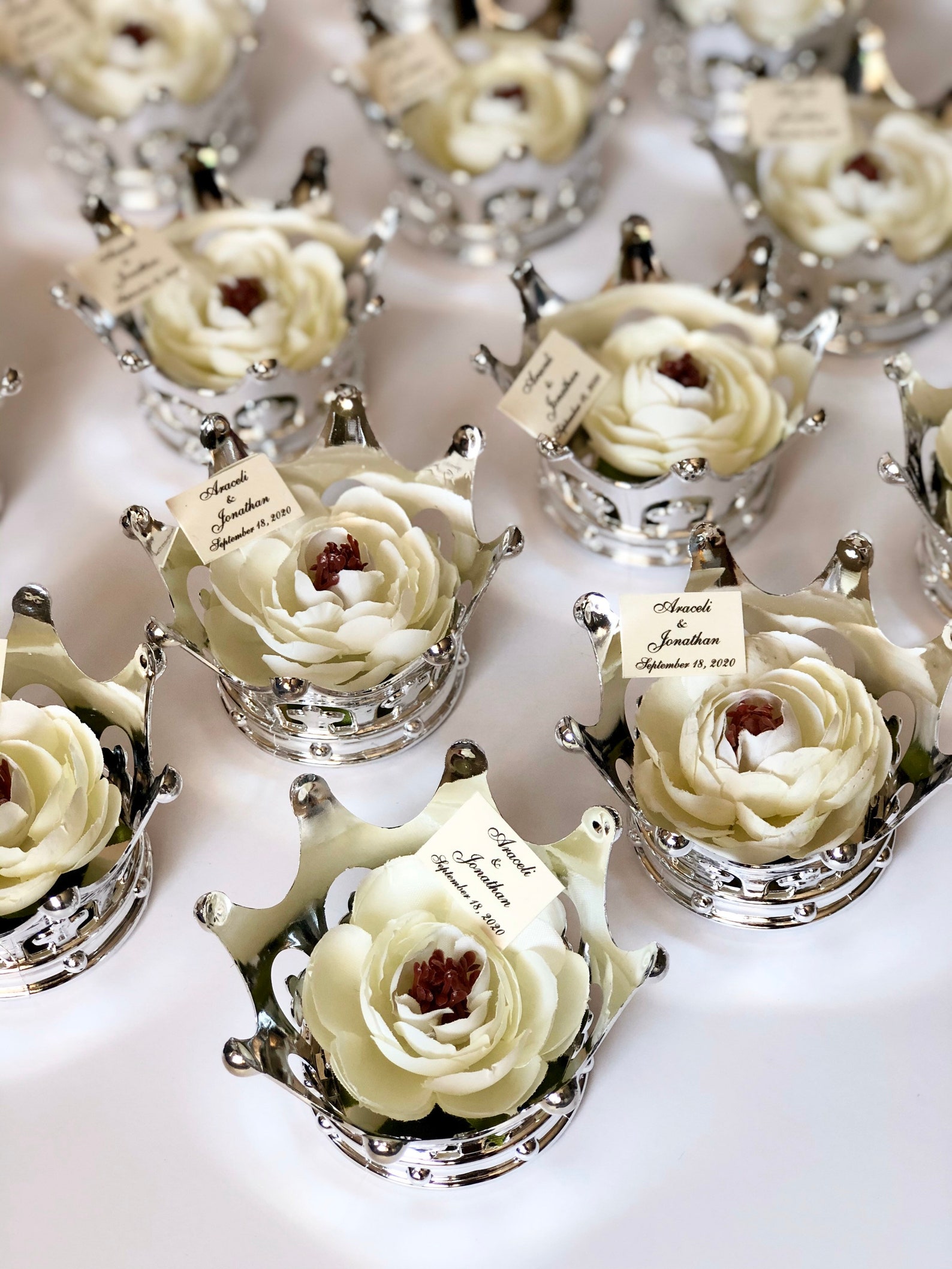 Bulk Custom Party Favors, Wedding Favors for Guests, Baby Shower Gifts ...