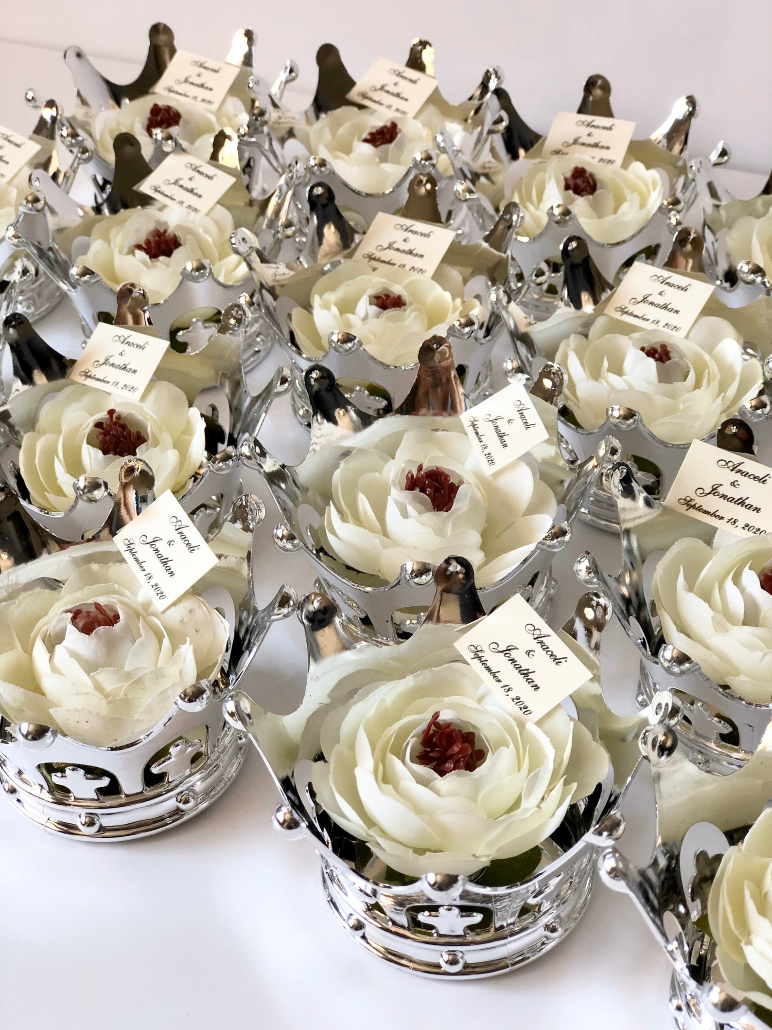 Bulk Custom Party Favors, Wedding Favors for Guests, Baby Shower Gifts ...