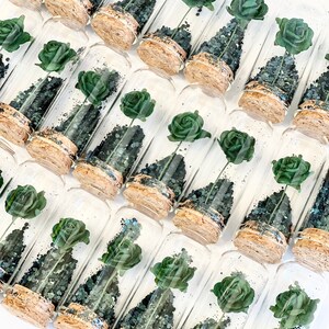 Emerald Green Wedding Favors for Guests, Beauty and the Best Party ...