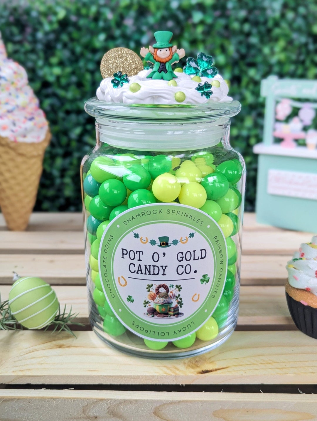 St. Patrick's Day Candy Jar With Pot of Gold Decoration, Saint Patrick ...