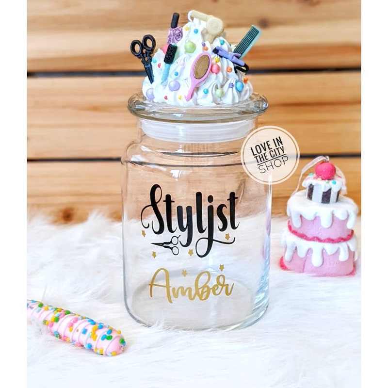 Hair Stylist Gift - 60+ Gift Ideas for 2024