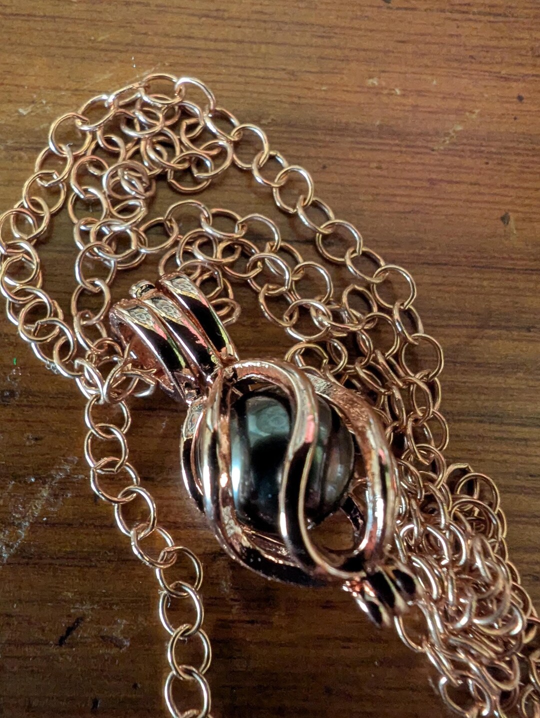 Rosy Tahitian Pearl Necklace Features a Pinky Purple Tahitian Pearl ...