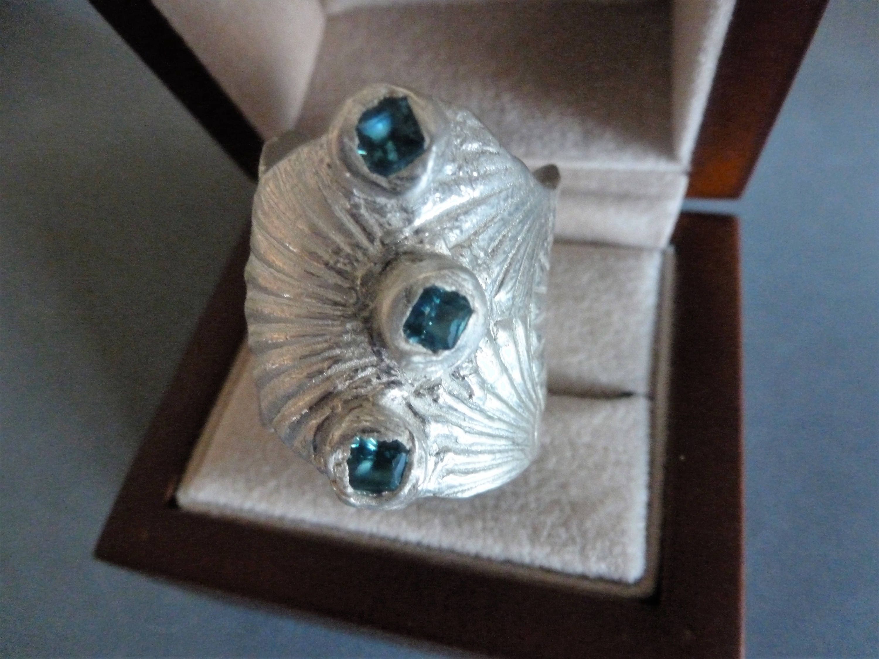 Scallop Shell Shield Ring - 28 Grams of Solid Fine Silver in Size 10 ...
