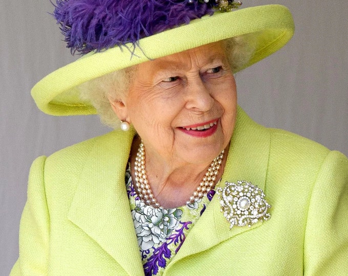 Queen Elizabeth Triple Strand Genuine Pearl Necklace, Inspired by the ...