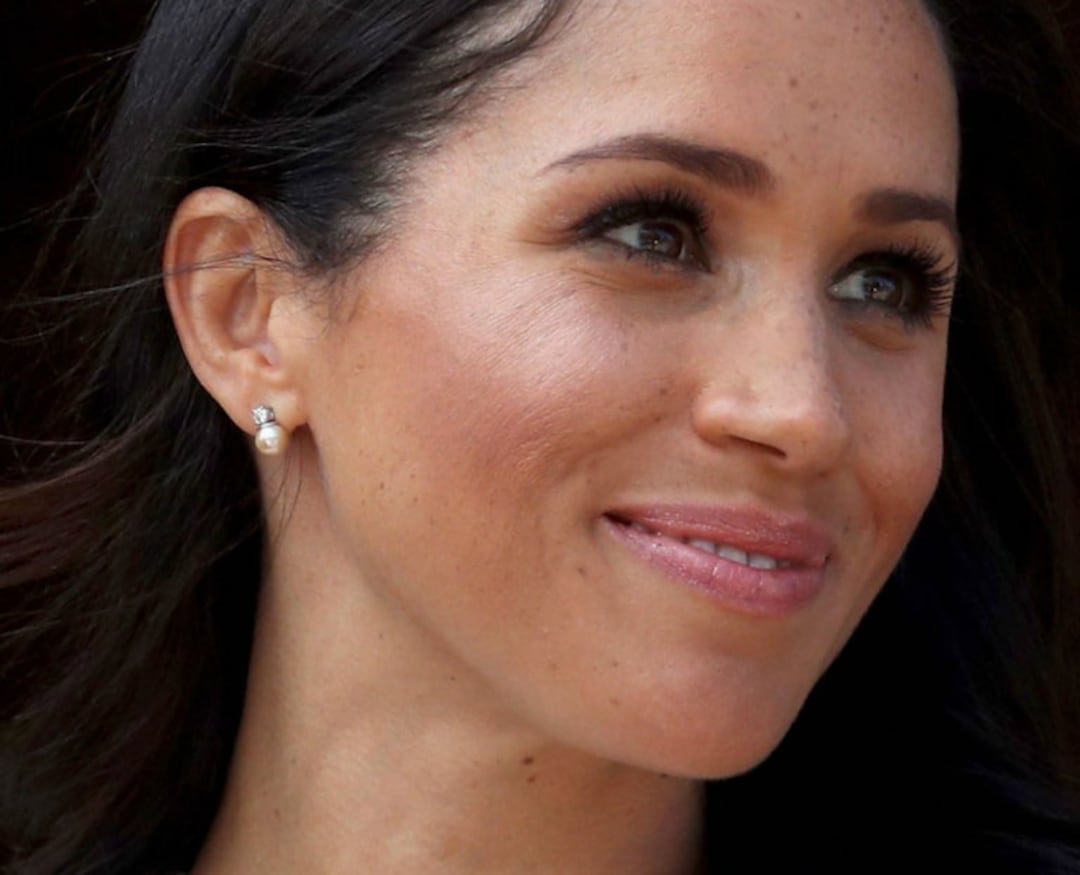 Meghan Markle Inspired Genuine Pearl Earrings, Earring Gift From Queen ...