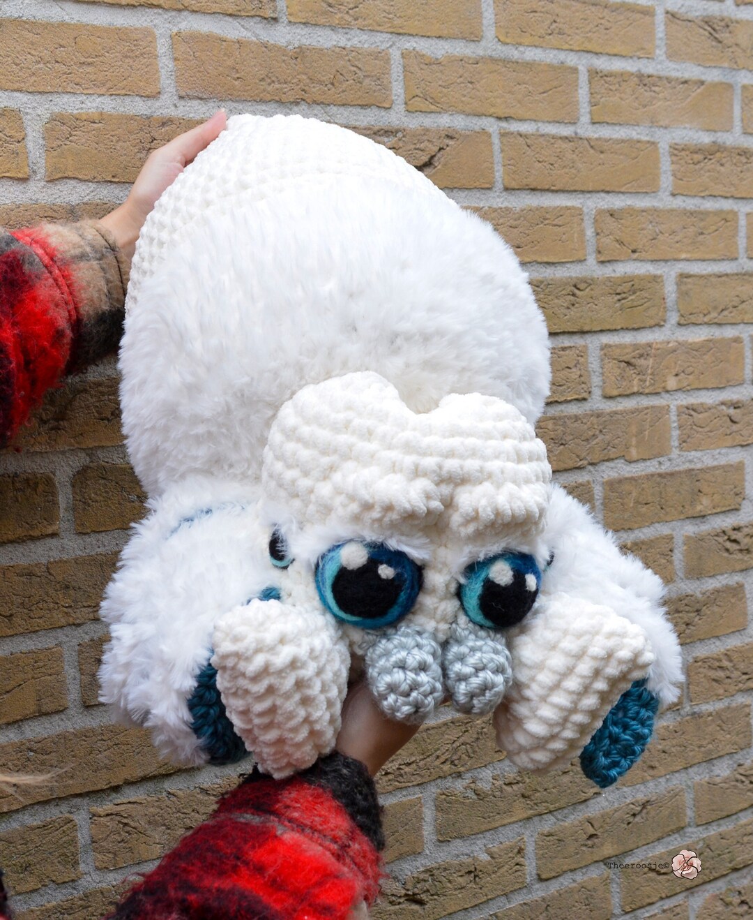 White Fluffy Jumping Spider With Felt Eyes Winter Decoration Extra ...