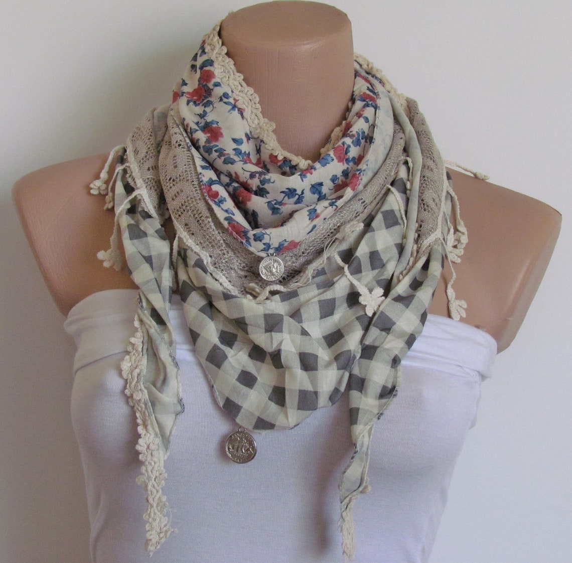 Winter Scarf With Fringe and Lace-triangle Shawl Scarf-winter Fashion ...