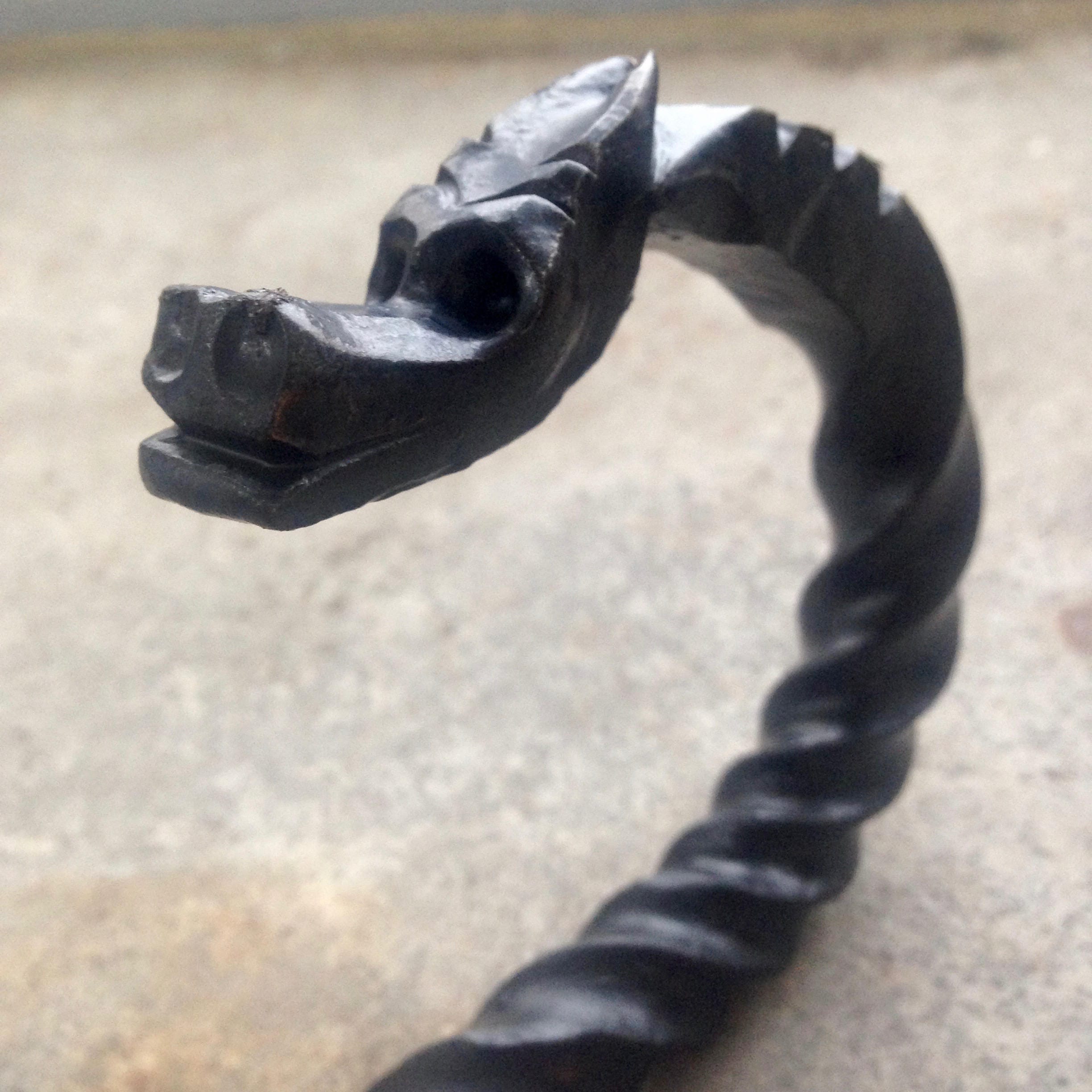 Dragon Head Hook, Dragon's Head Towels Rail, Paper Towel Holder ...