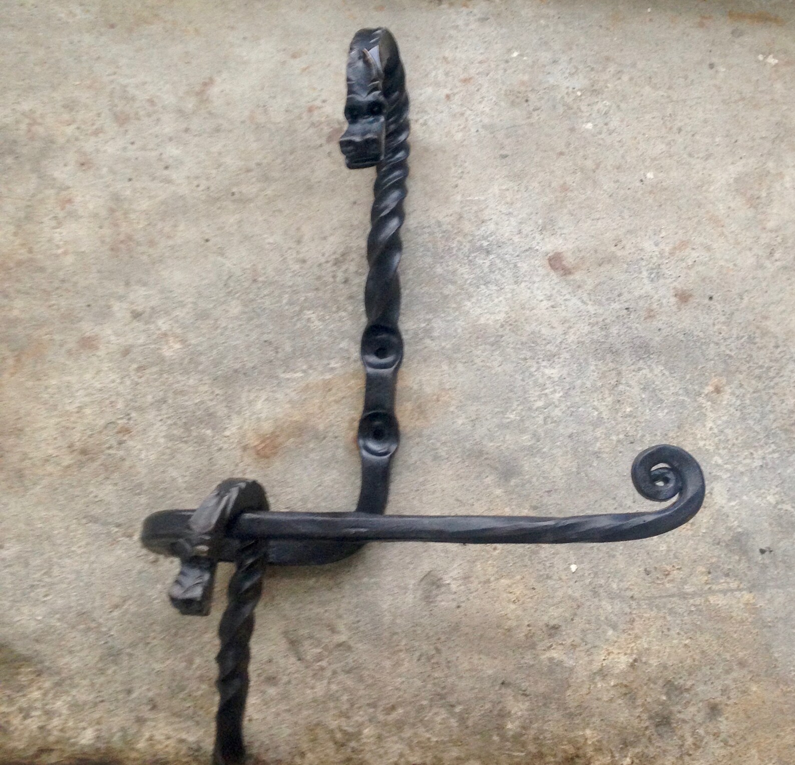 Dragon Head Hook, Dragon's Head Towels Rail, Paper Towel Holder ...
