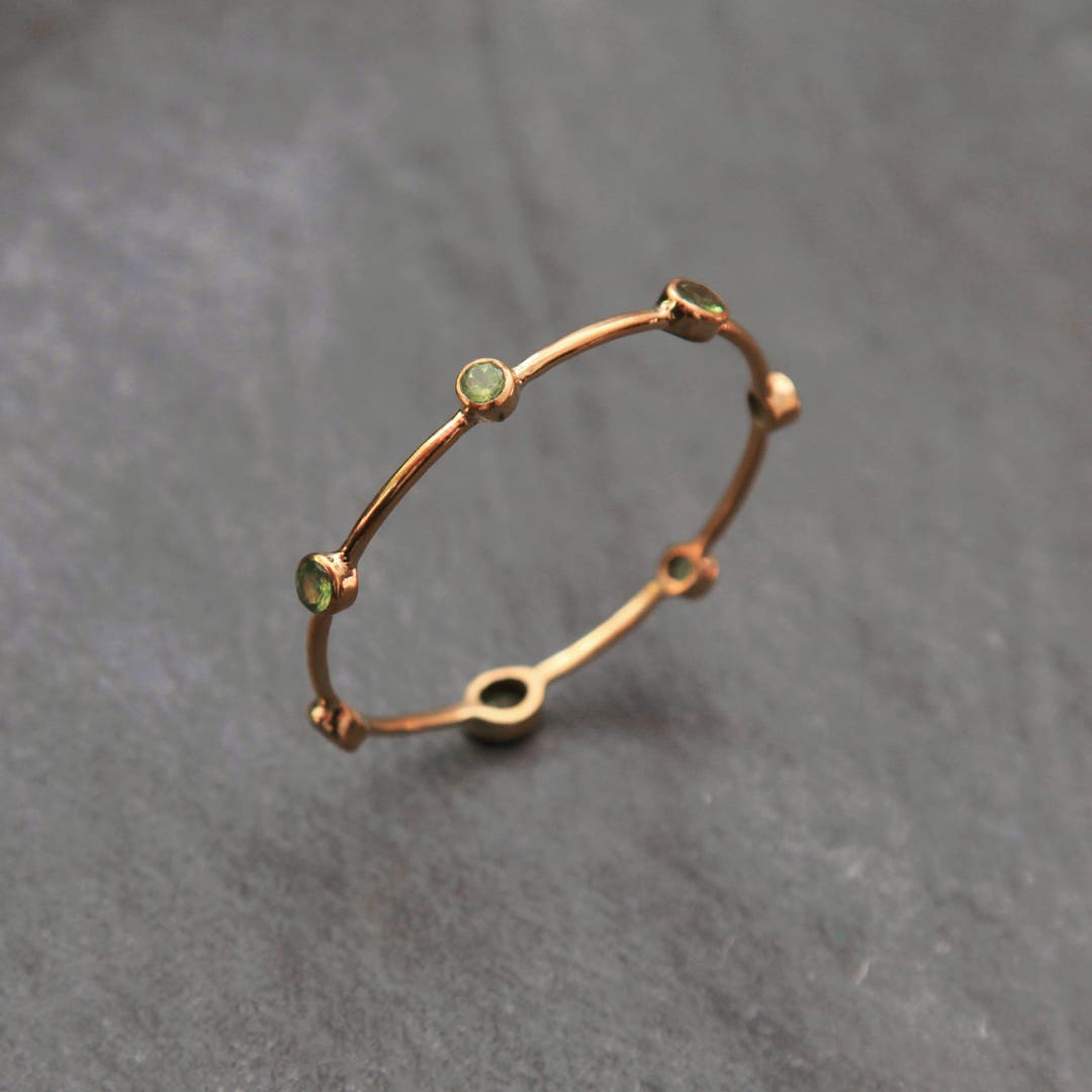 Peridot & Brass Bangle // Golden Gemstone Bracelet // Elegant - Etsy